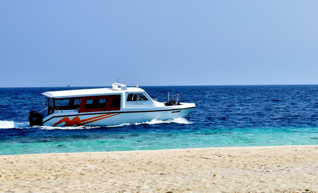 Speed Boat In India Ocean - PixaHive