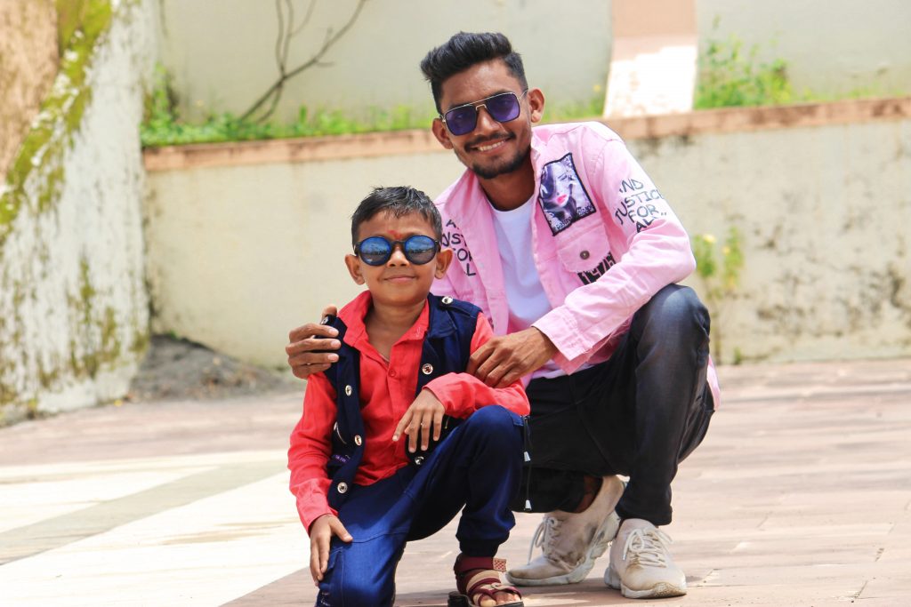 Two boys posing - PixaHive