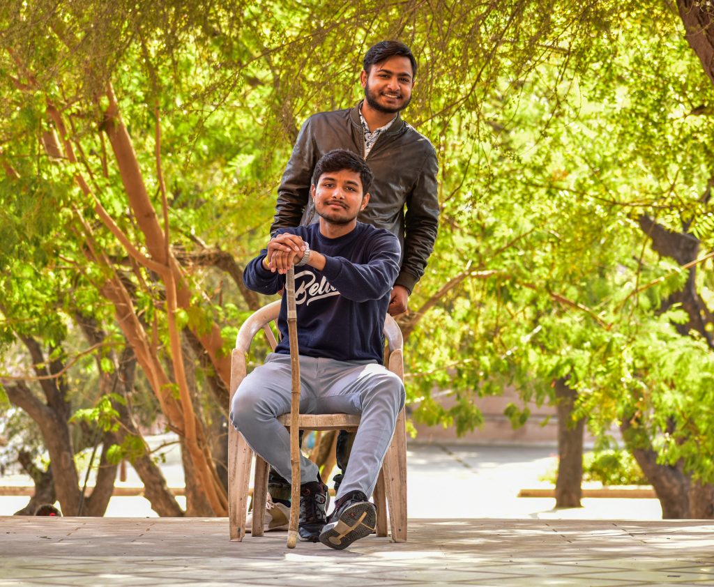 Two boys posing in the farm - PixaHive