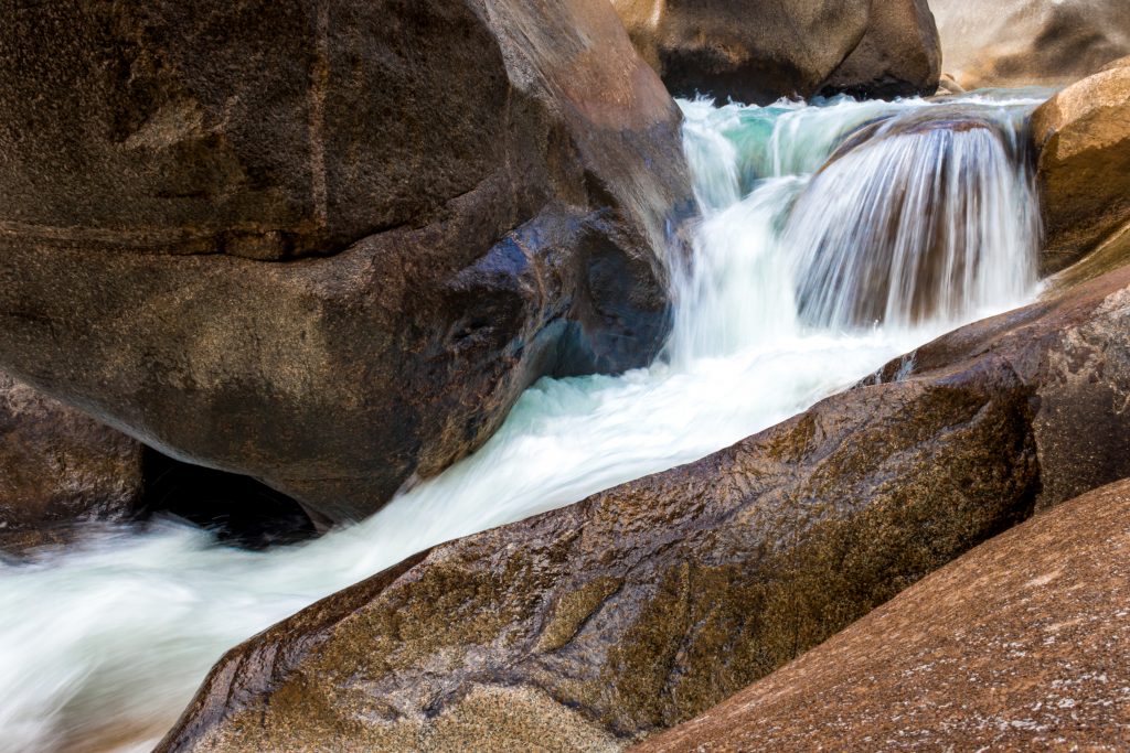 Water flowing through rocks - PixaHive