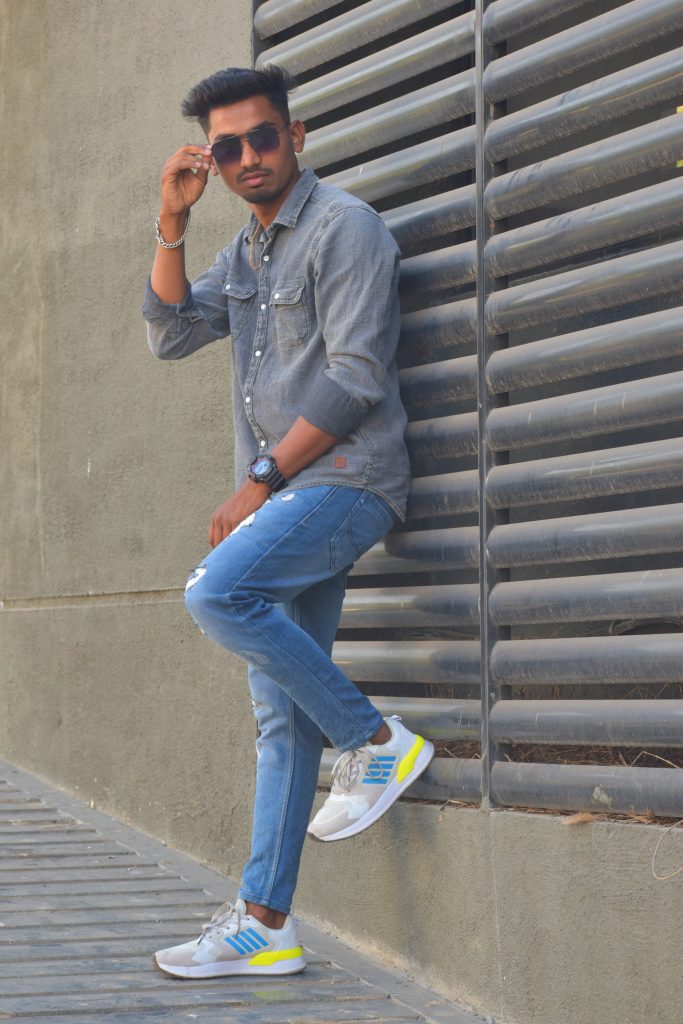 A male fashion model - PixaHive