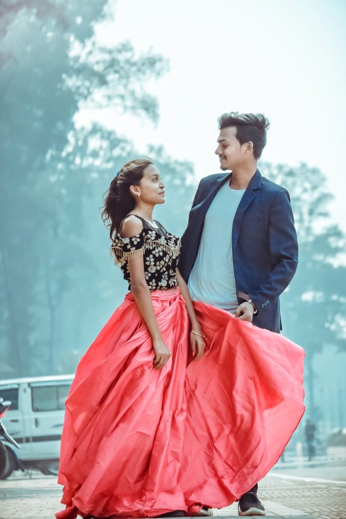 A young couple - PixaHive