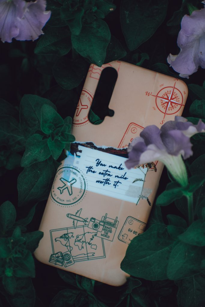 Backcover of a phone - PixaHive