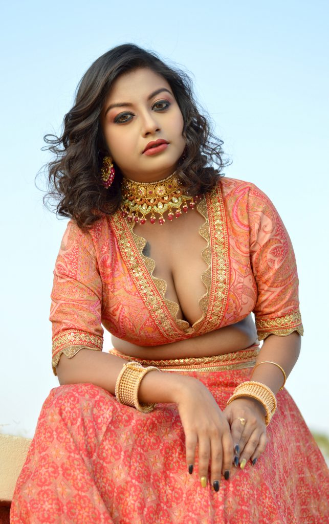 Beautiful hot female model - PixaHive