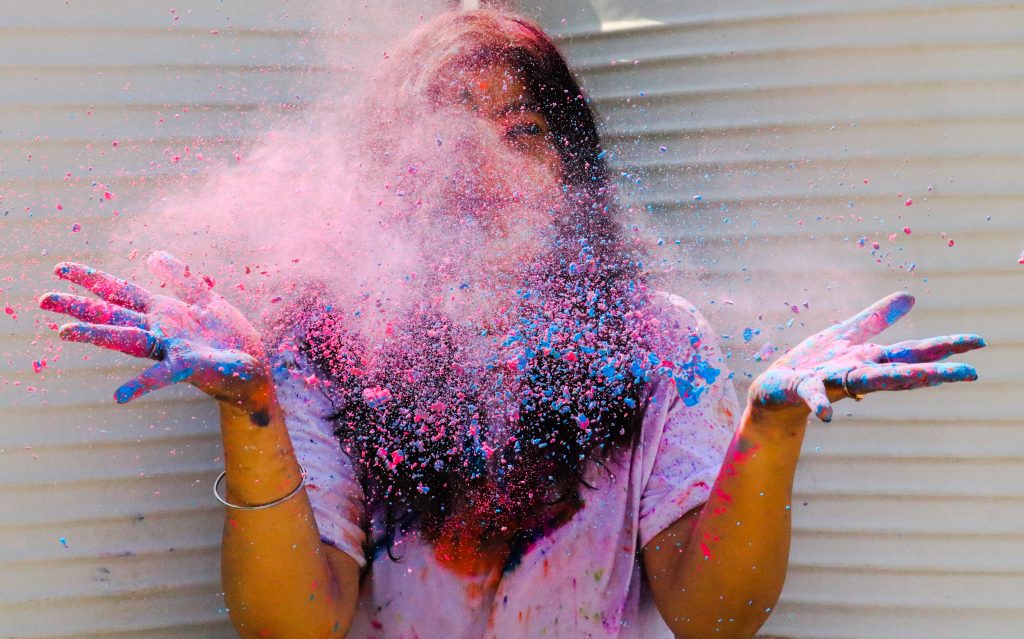 Color splash on a girl's fasce - PixaHive