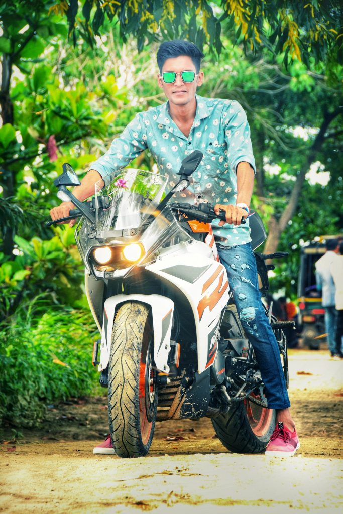 A bike rider - PixaHive