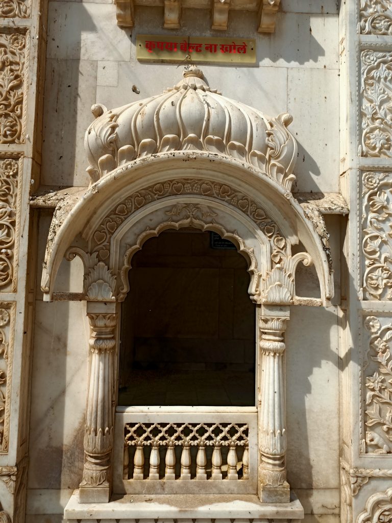 Window of a historic, temple - PixaHive