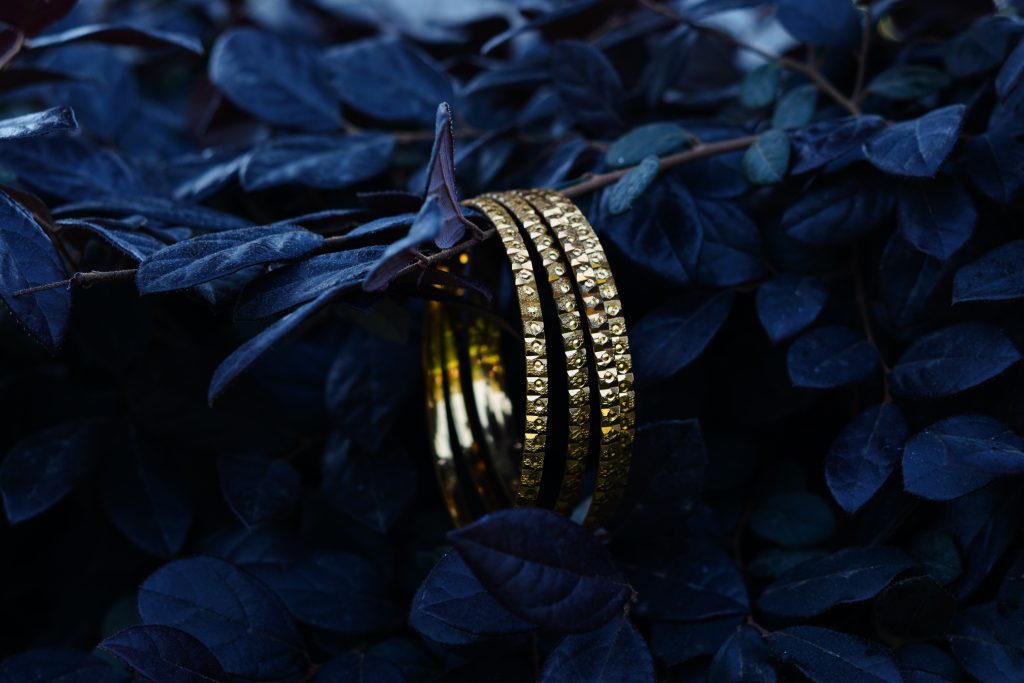 Three Bangles on the plant stem - PixaHive