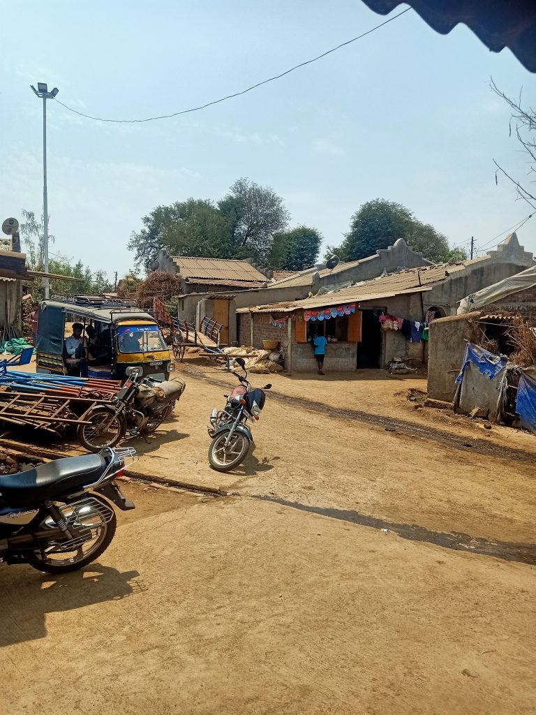 Village street - PixaHive