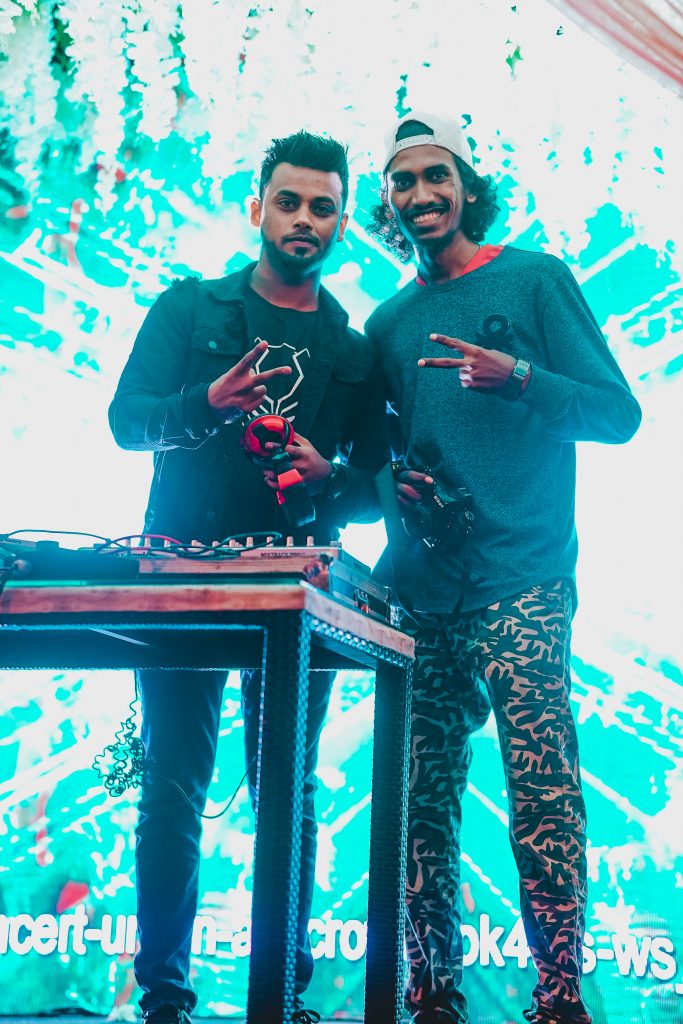 Boy posing with DJ - PixaHive