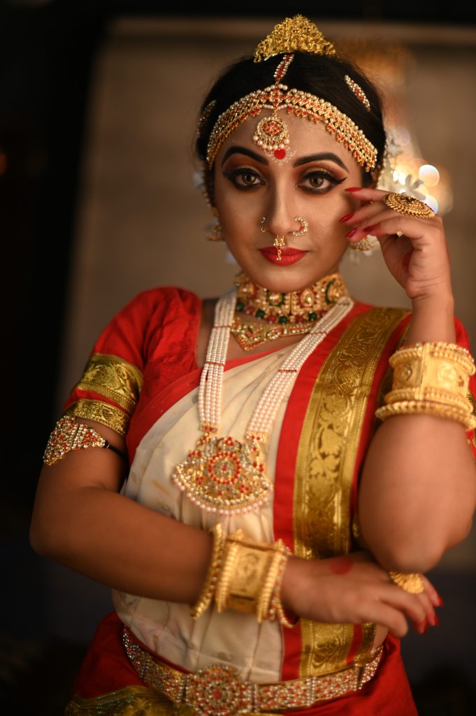 A female classical dancer - PixaHive