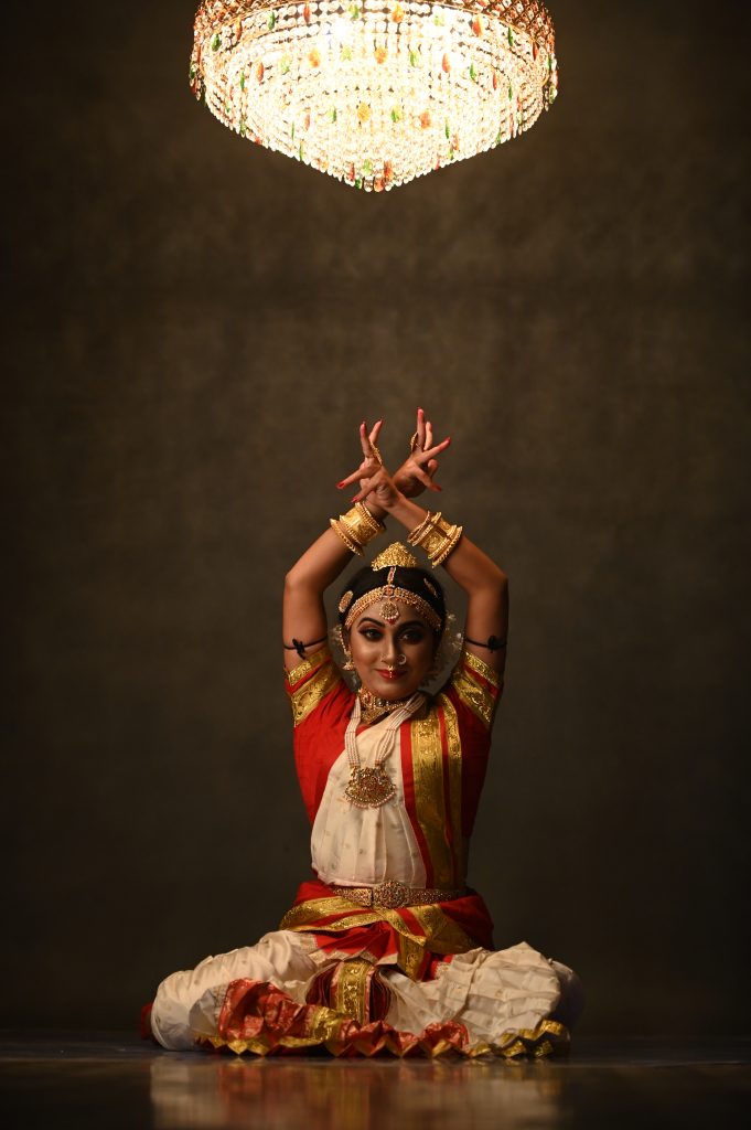 A female classical dancer - PixaHive
