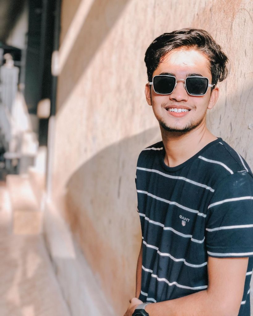 Model smiling - PixaHive