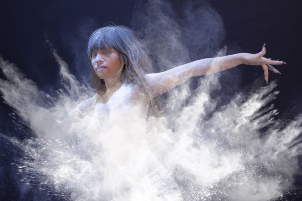 Color splashes on the Doll - PixaHive