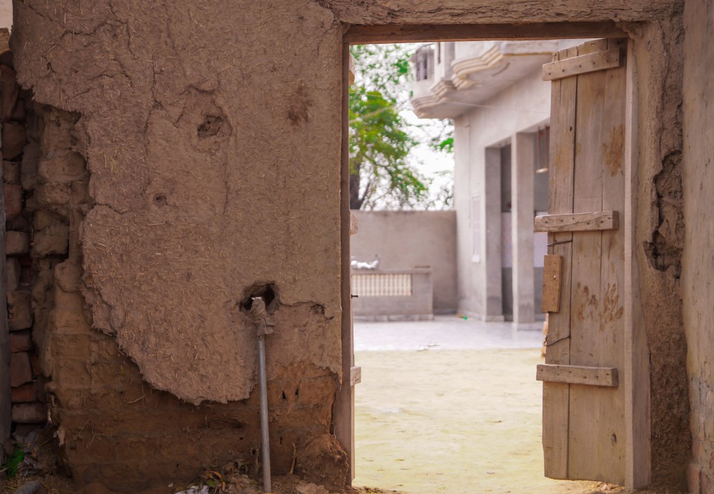 Old Wall of Sand - PixaHive